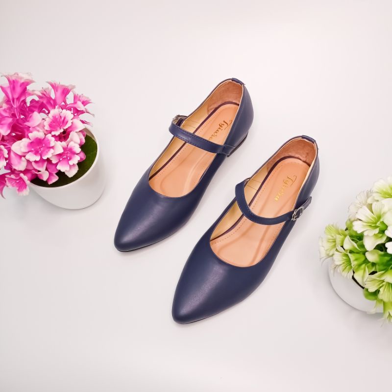 Jual SABRINA - Sepatu Pantofel Polos Tali Kancing Wanita Sepatu Kerja ...