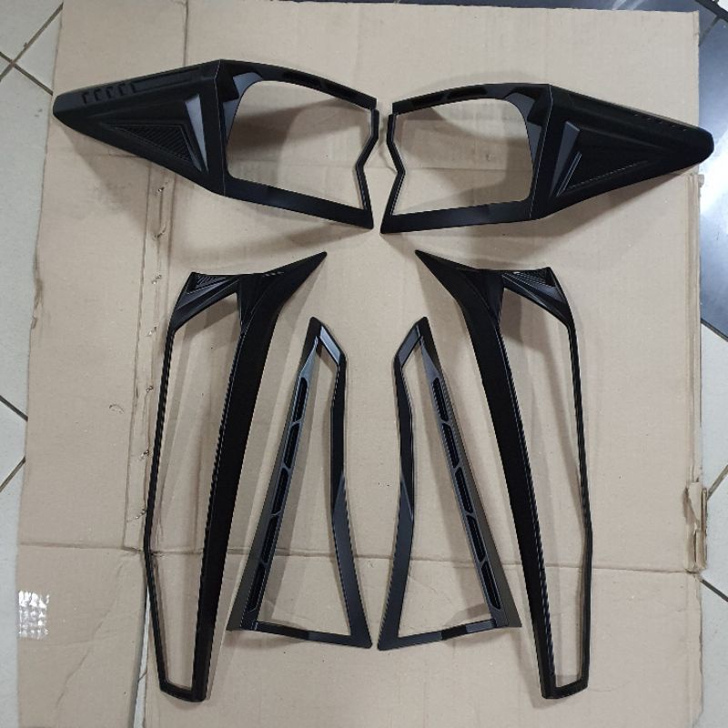 Jual Garnish lampu List lampu All new Avanza Xenia 2022-2023 | Shopee ...