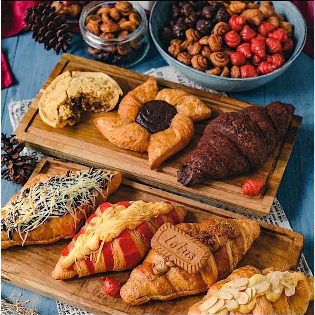 Jual Aneka Croissants & Pastries pilih Variants - MISOL Pastry & Bakery ...