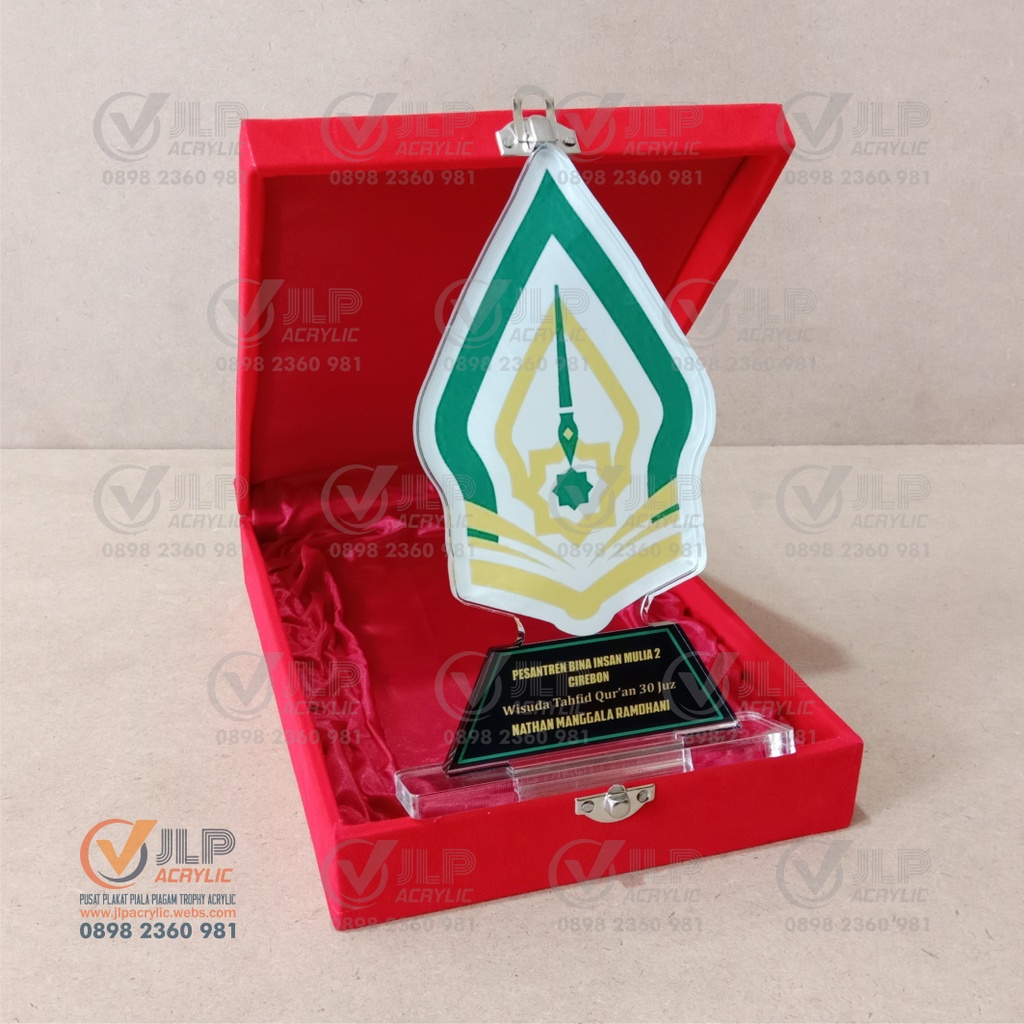 Jual PLAKAT PLUS BOX, PLAKAT CUSTOM, PLAKAT PENGHARGAAN, PLAKAT WISUDA ...