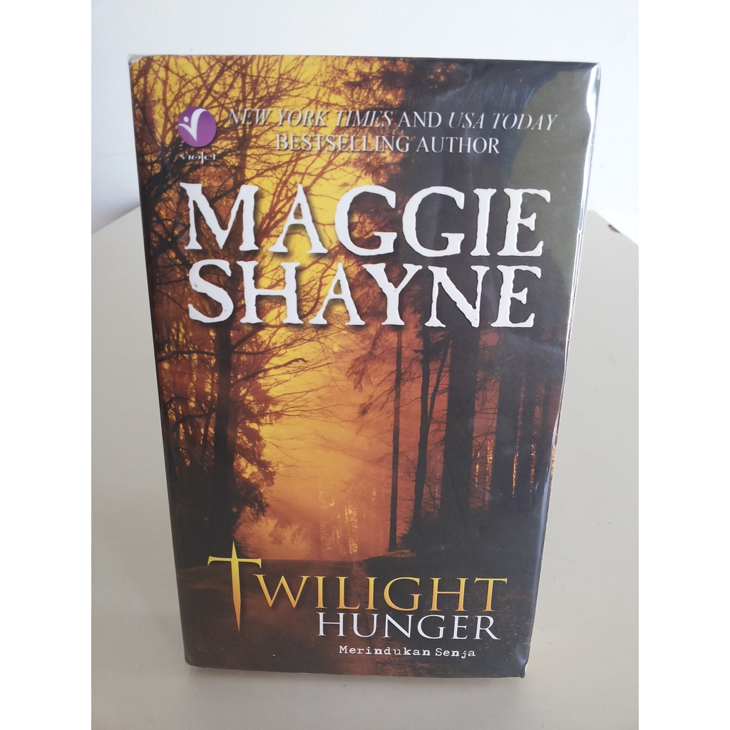 Jual Buku Twilight Hunger Merindukan Senja --- Maggie Shayne | Shopee Indonesia