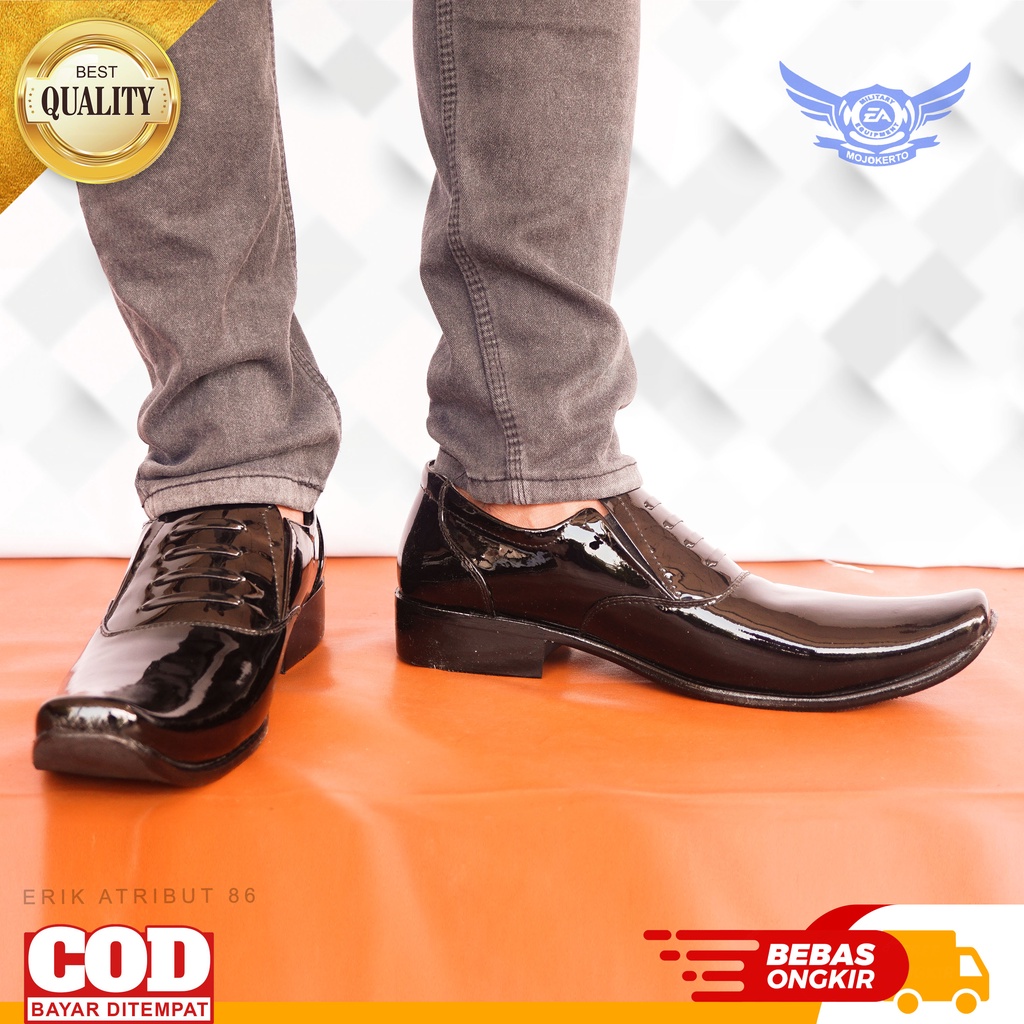 Jual SEPATU PDH PENDEK PRIA SEPATU ALADIN DENAWARI | Shopee Indonesia