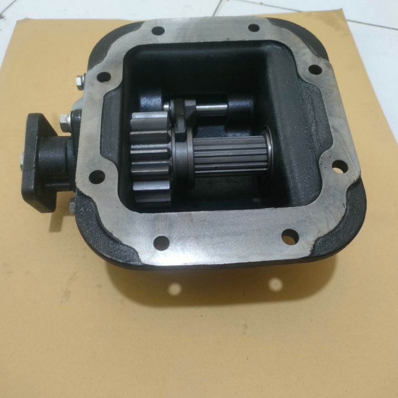 Jual PTO / POWER TAKE OFF HINO 500 TRANSMISI M009 GIGI 16 PTO ASSY H ...