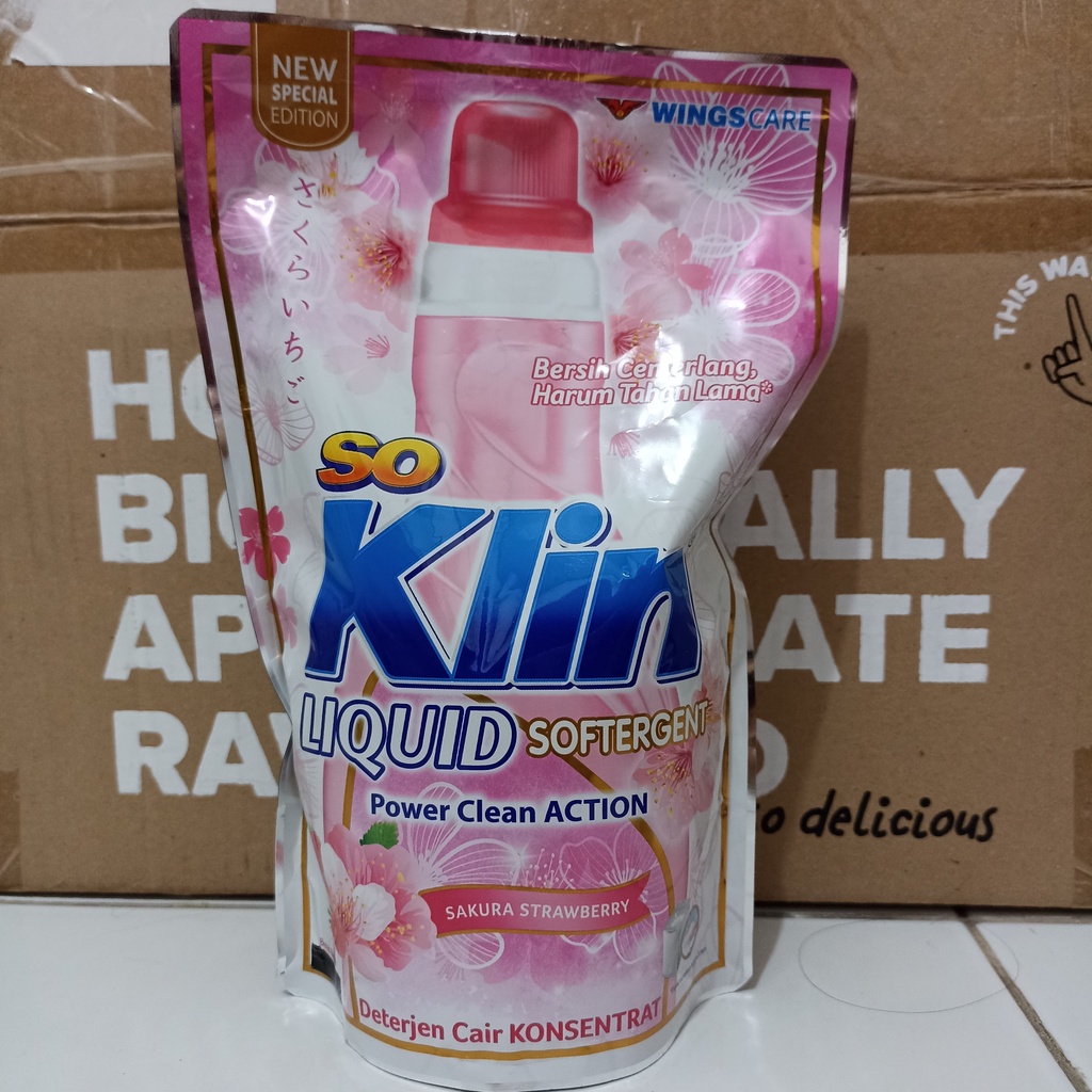 Jual So Klin Liquid Softergent Deterjen Cair Sakura Strawberry 720 ml ... Jual So Klin Liquid Softergent Deterjen Cair Sakura Strawberry 720 ml ...