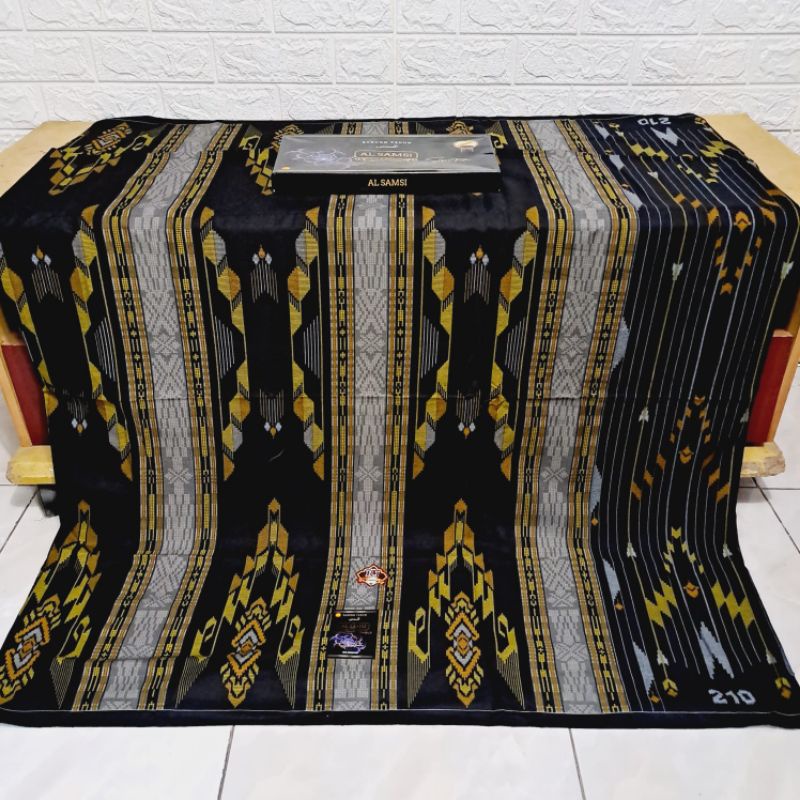 Jual SARUNG ALSAMSI Gold new best seler | Shopee Indonesia