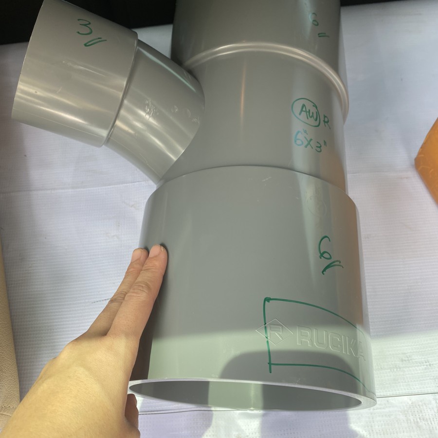 Jual Large Radius Tee Y 6" x 3" inch 90 derajat PVC Rucika AW | Shopee ...