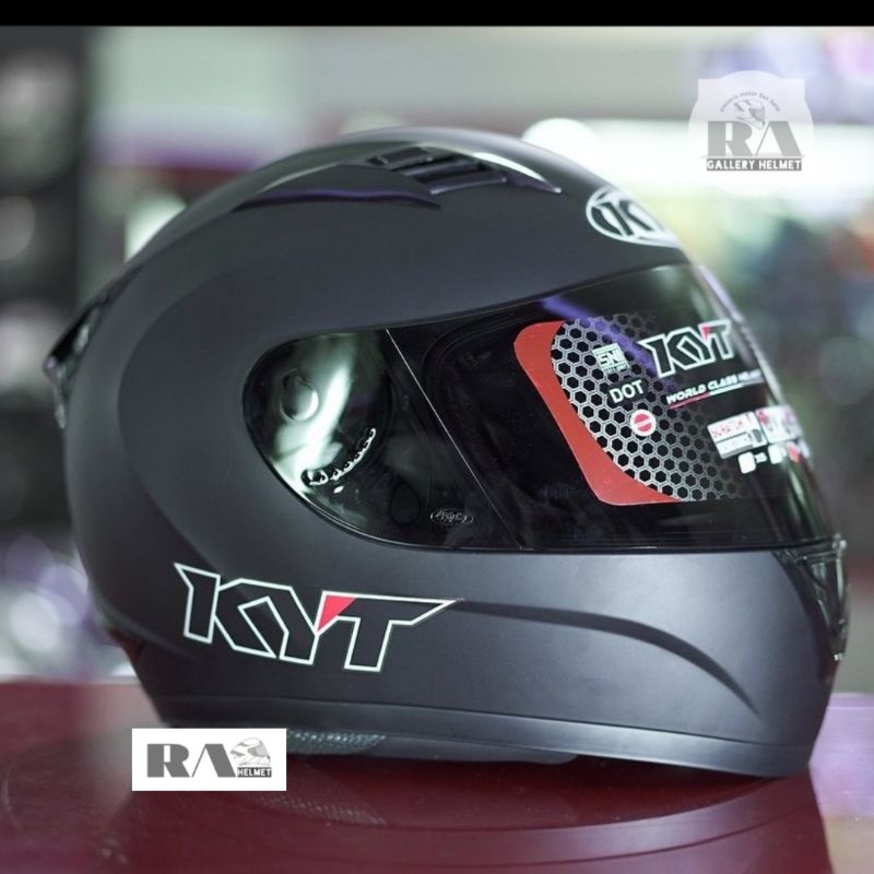 Jual HELM KYT R10 SOLID BLACK DOF HELM FULL FACE ORIGINAL KYT | Shopee ...