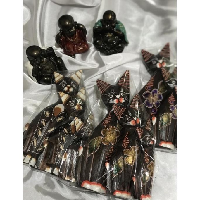 Jual _^_^_^] Patung Kucing Lukis Batik dari kayu untuk menghias ruangan ...