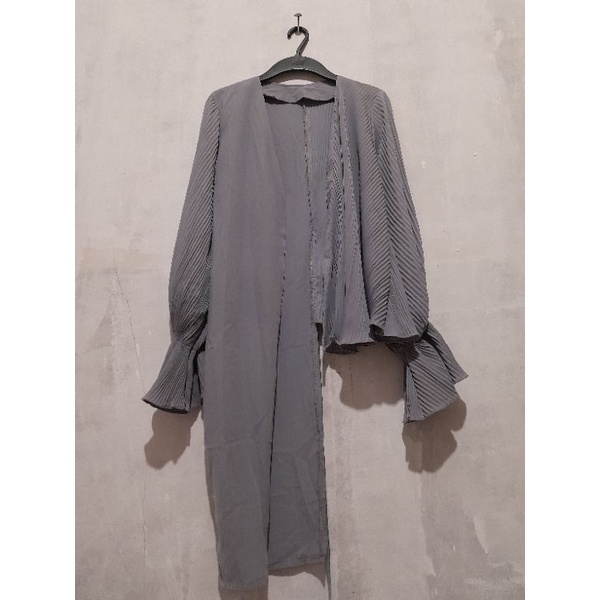 Jual preloved Outer Abu | Shopee Indonesia Jual preloved Outer Abu | Shopee Indonesia