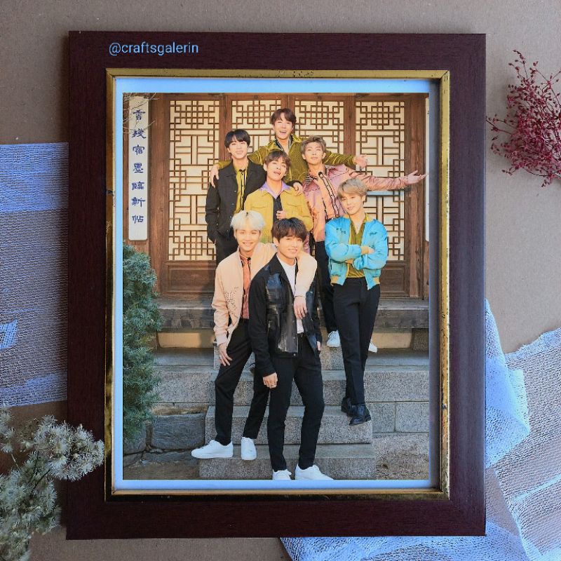 Jual Cetak Foto Bingkai 8R | Bingkai Foto ukuran 20x25 cm | Shopee ...