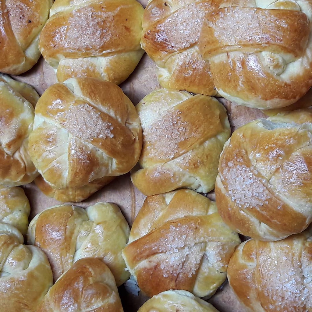 Jual ROTI JADUL SIDODADI BANDUNG /bangket/roti horn/roti frans/ Pisang ...