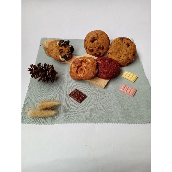 Jual Soft cookies aneka rasa | choco-chips, red velvet,marshmallow, dan ...