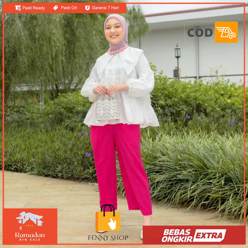 Jual HijabChic Lily Broken White Tops - Broken White M | Shopee Indonesia