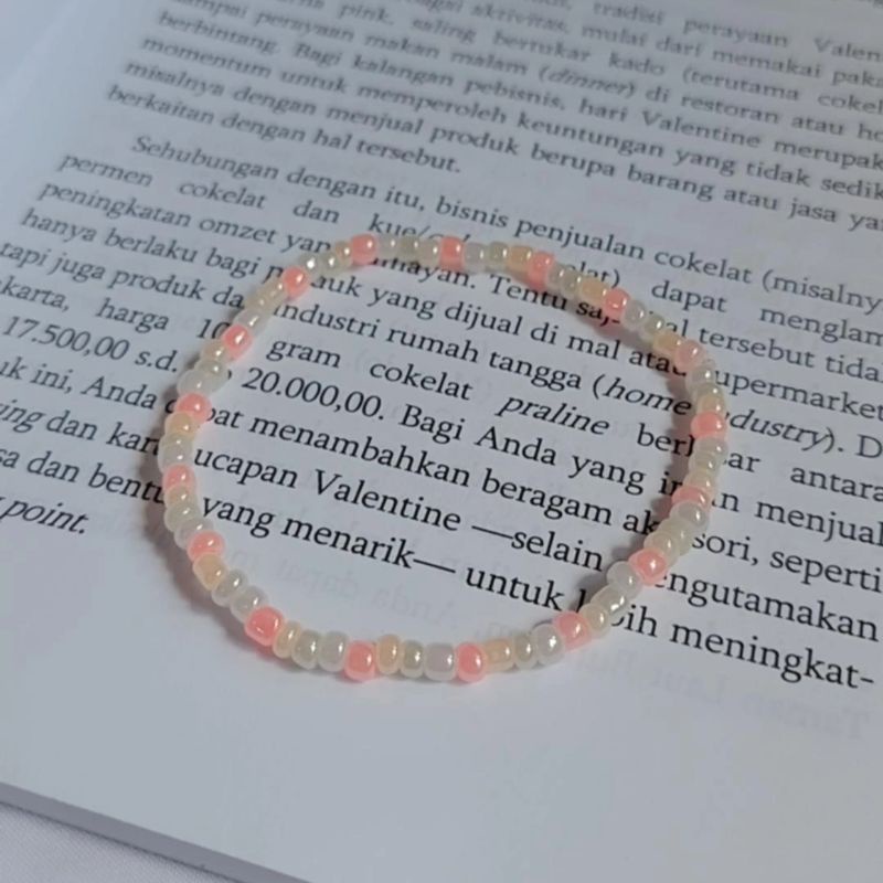 Jual Beads Bracelet / gelang aesthetic Korea/ /Beads Bracelet pearl/ Beads Bracelet fruit Cherry ...