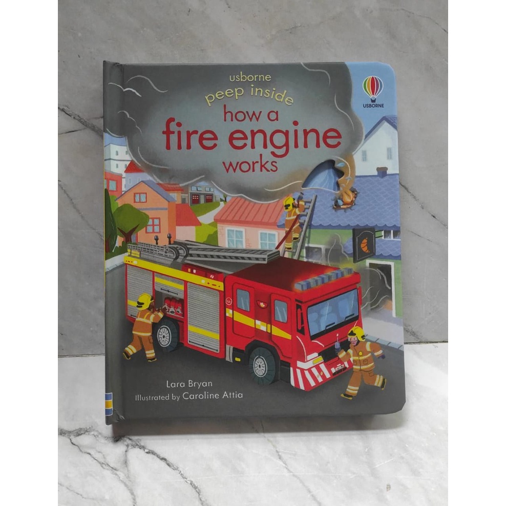 Jual Usborne Peep Inside How a Fire Engine Works | Shopee Indonesia