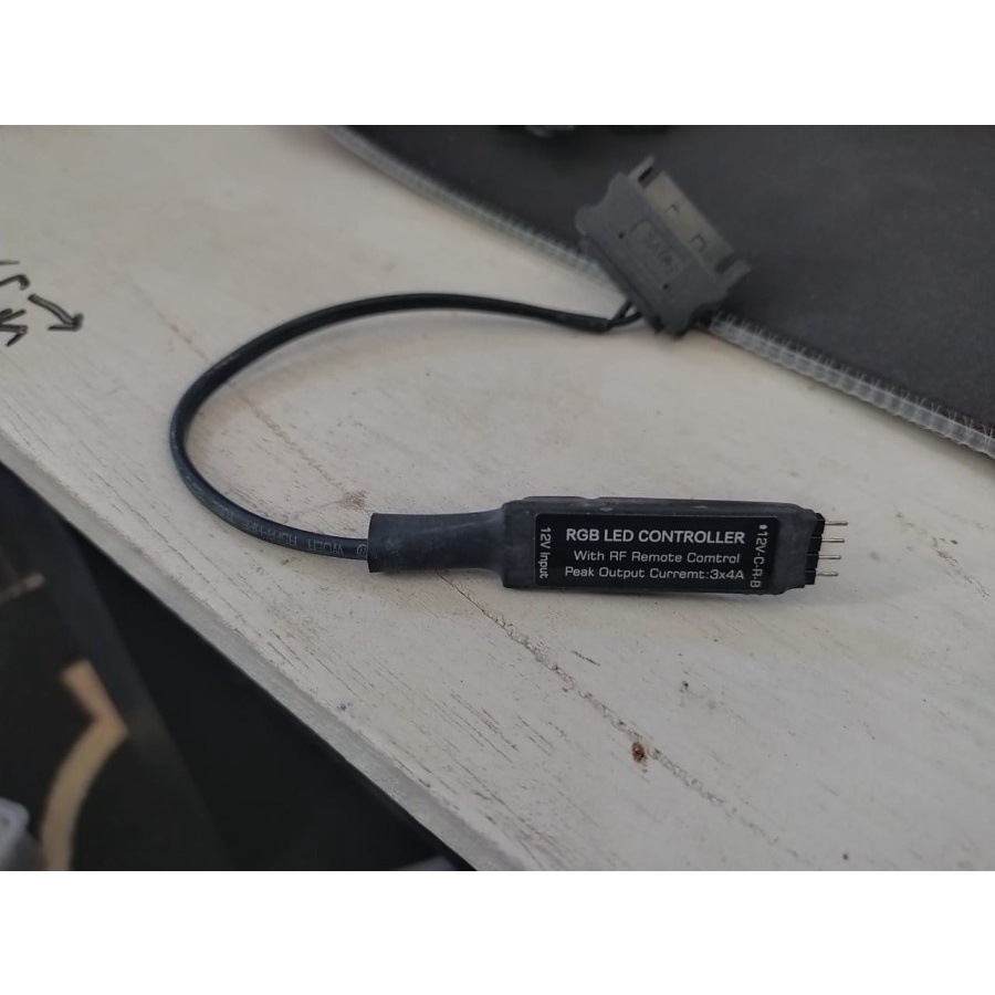Jual rgb controller 4 pin 12v id cooling | Shopee Indonesia