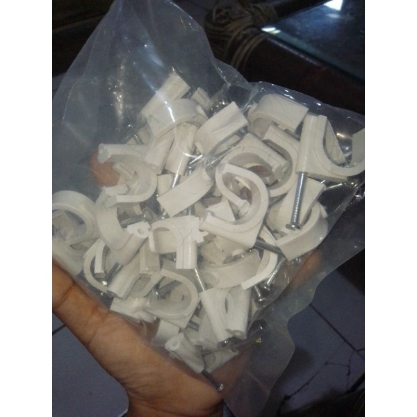 Jual Klem Pipa Listrik 5/8 putih paku 1 pack | Shopee Indonesia