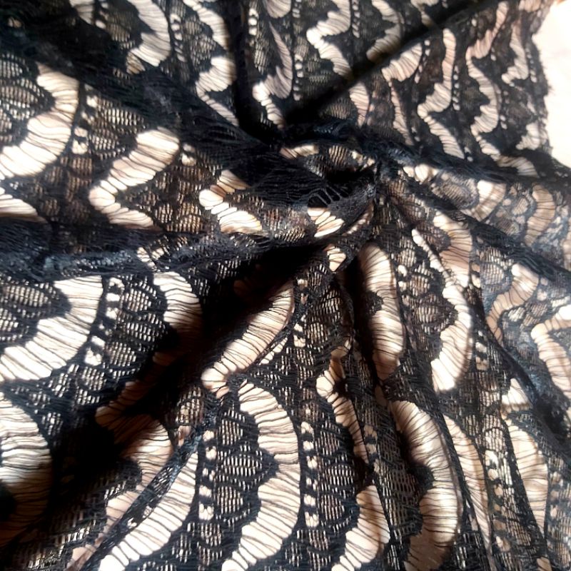 Jual Kain Brokat Lace / Bahan Tile Brukat Renda Warna Hitam | Shopee ...