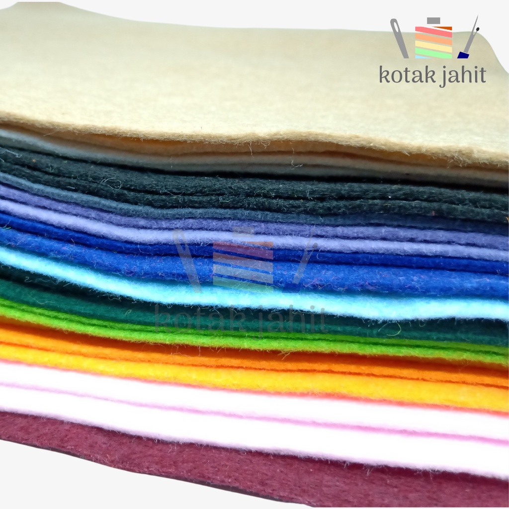 Jual 12 lembar Kain Flanel 23x23 cm polos warna warni untuk kerajinan ...