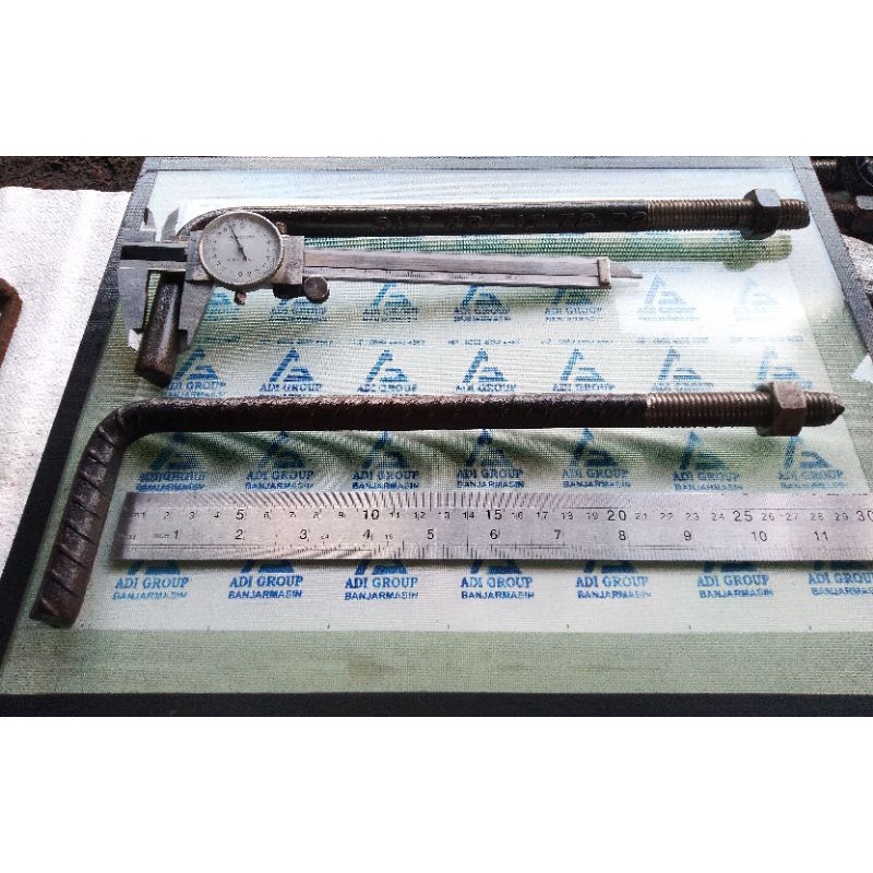 Jual Baut Angkur L 1/2x30cm (12mm x 30cm) + Mur Bahan Besi Betoneser ...