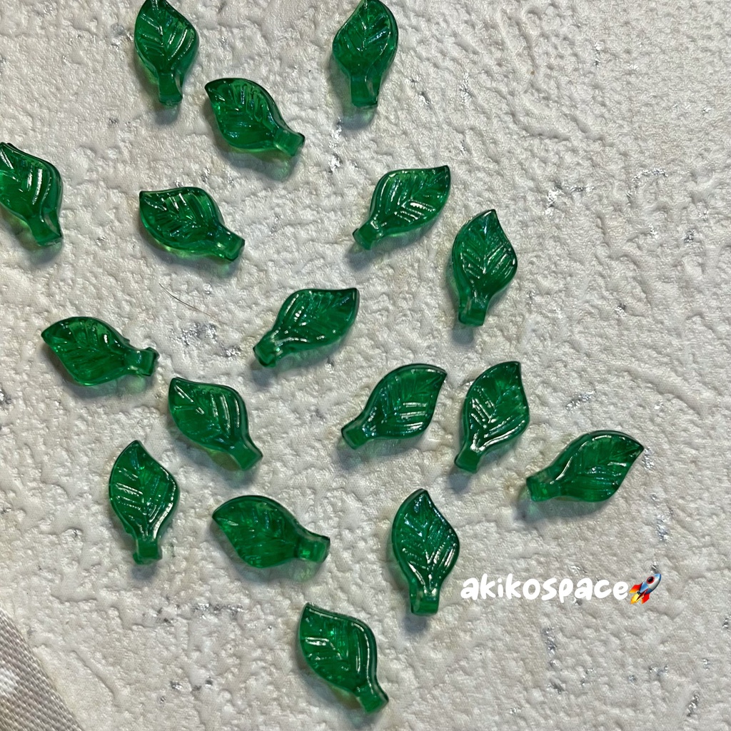 Jual Manik Daun Hijau / Leaf Beads (Daun Hijau Tua dan Hijau Muda ...