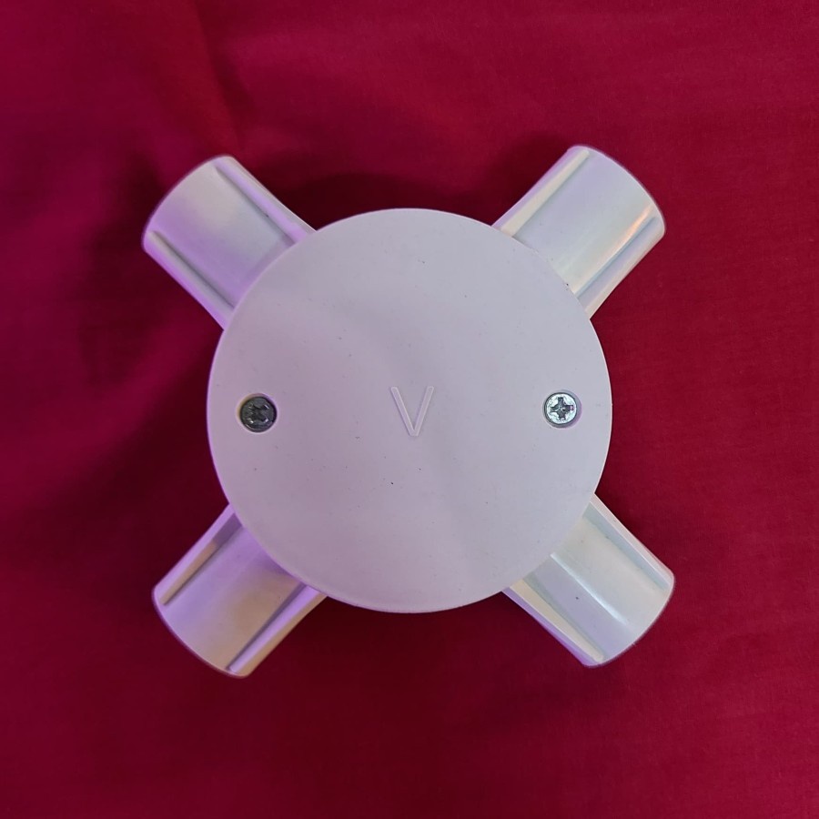 Jual Tedus T Dus Pipa Listrik Cabang 4 Putih 20MM | Shopee Indonesia