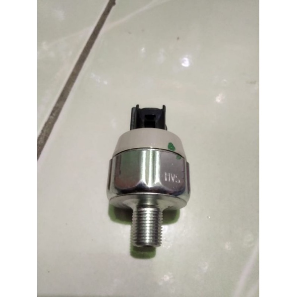 Jual switch sensor vacum booster rem innova fortuner kijang efi ...