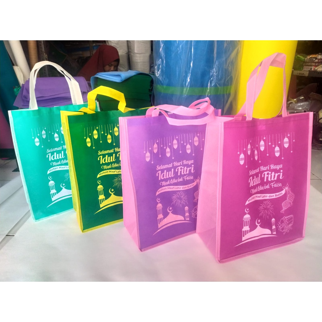 Jual Tas Parcel Lebaran PO Custom Bahan Kain Spunbond Muat Banyak ...