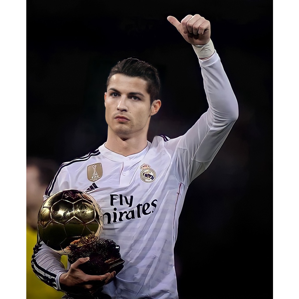 Jual POSTER BOLA CHRISTIANO RONALDO IN REAL MADRID (BISA CUSTOM ...