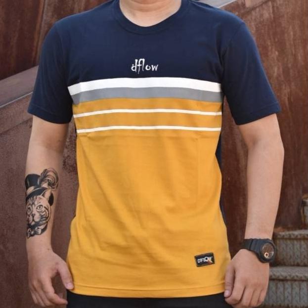 Jual REKOMENDASI Kaos distro original dflow free sticker | Shopee Indonesia
