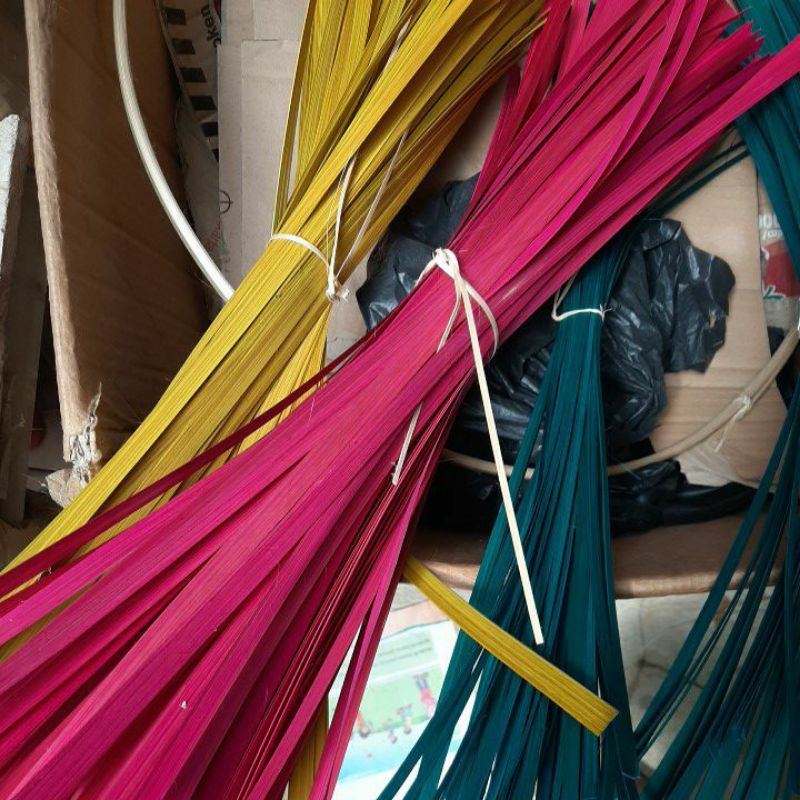 Jual 50pcs iratan bambu warna warni panjang 60cm lebar 5mm | Shopee ...