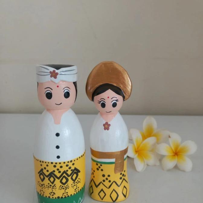 Jual Boneka Kayu Baju Adat Bali cantik | Shopee Indonesia