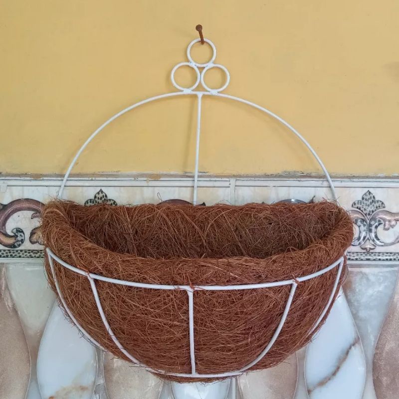 Jual POT SETENGAH LINGKARAN D 35 cm HITAM PUTIH pot sabut kelapa besi ...