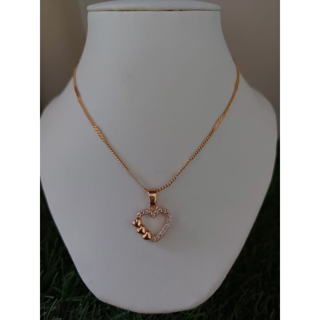 Jual KALUNG IMITASI WANITA LAPIS EMAS MODEL LIONTIN LOVE | Shopee Indonesia