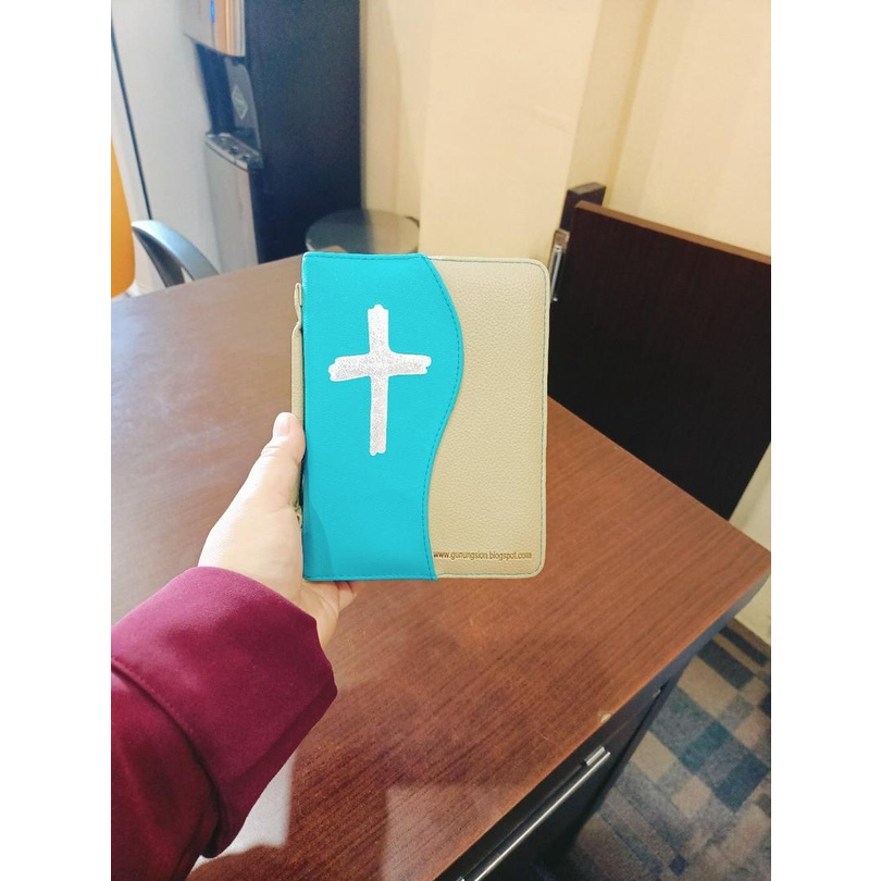 Jual Sampul Alkitab Kecil - Aneka Tas Cover Buku Alkitab Sampul Kitab ...
