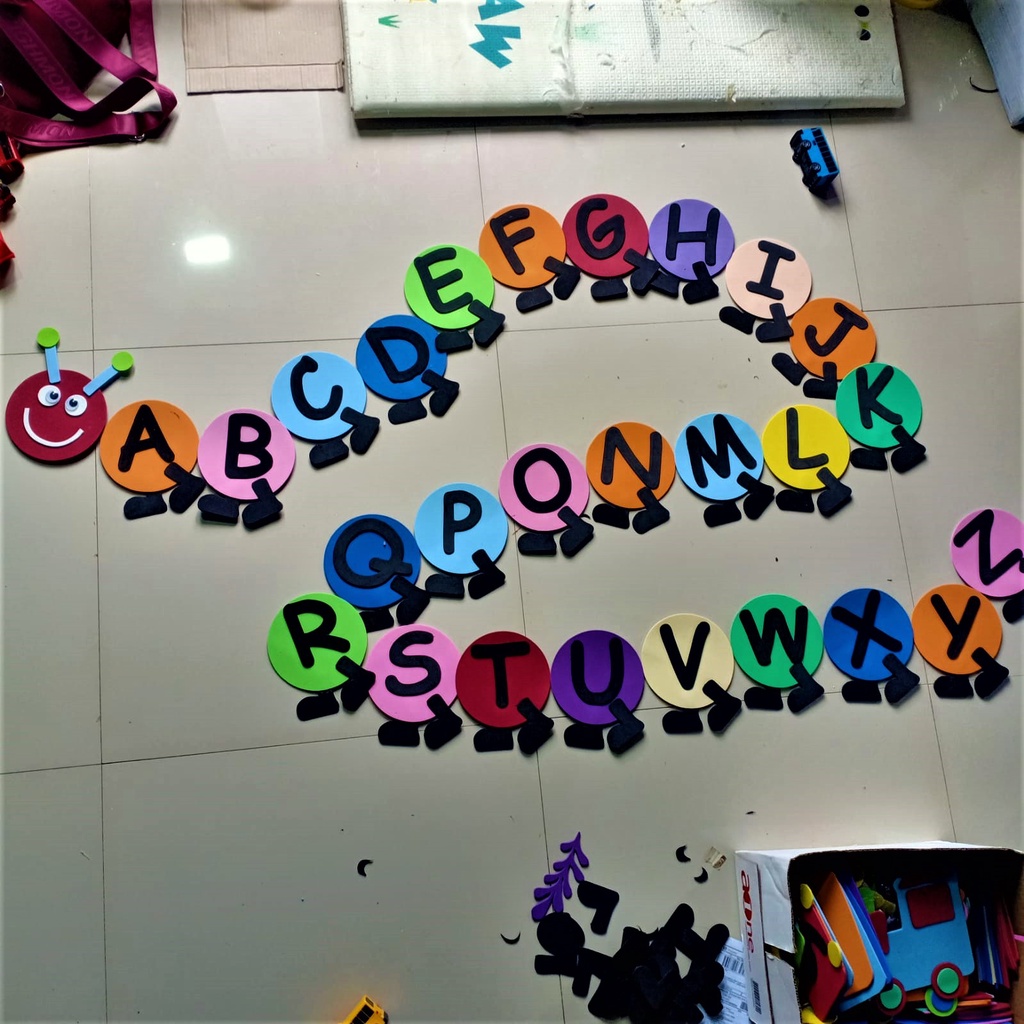 Jual Hiasan Kelas ABJAD 26 Huruf A-Z Bentuk Ulat PAUD TK SD Pojok Baca ...