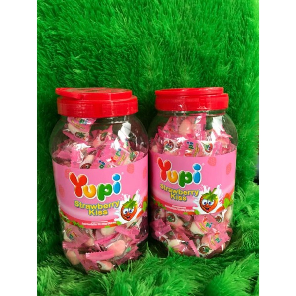 Jual PERMEN YUPI TOPLES RASA STRAWBERRY | Shopee Indonesia