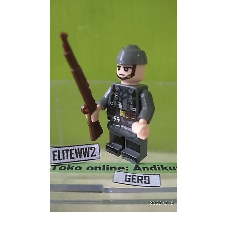 Jual Minifigures fuhrer officer WW2 seri C | Shopee Indonesia