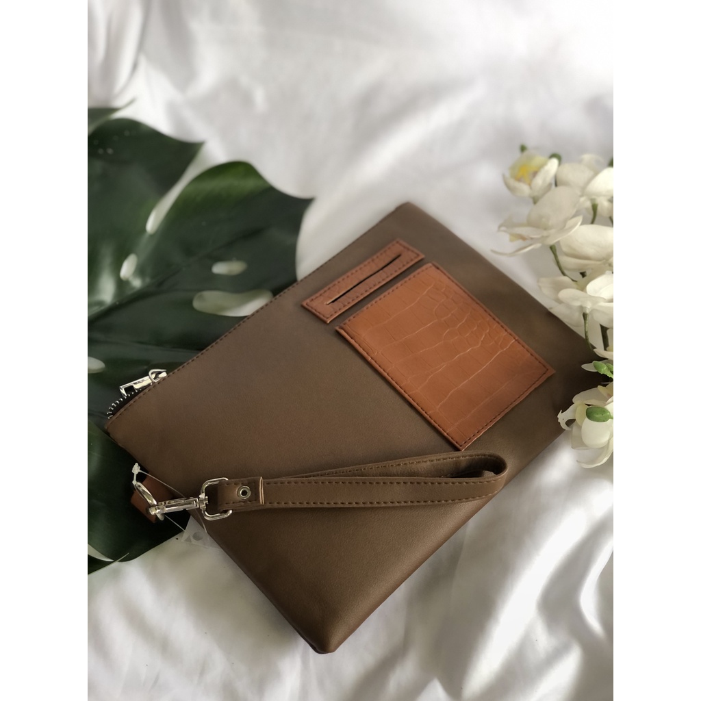 Jual Mithlabs Manly Pouch Dompet Handphone iPad Kulit Pria Motif Kulit ...