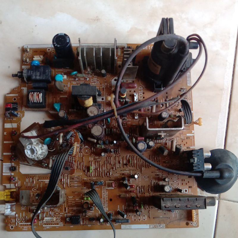 Jual mesin tv Sharp Alexander pro 21 inchi tabung flat(100%normal ...