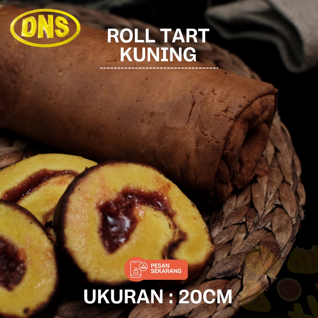 Jual Roll Tart Kuning Strawberry Kecil | Homemade Bolu Gulung Harum ...
