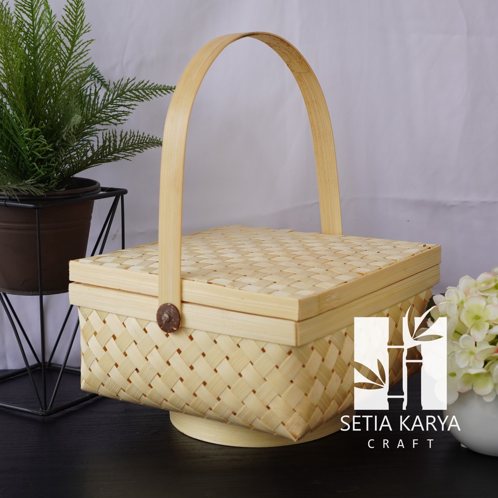 Jual Keranjang Hampers Rantang Handle Anyaman Bambu Kotak | Shopee Indonesia