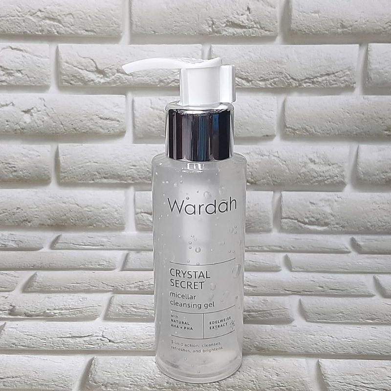 Jual WARDAH CRYSTAL SECRET MICELLAR CLEANSING GEL 95ml | Shopee Indonesia