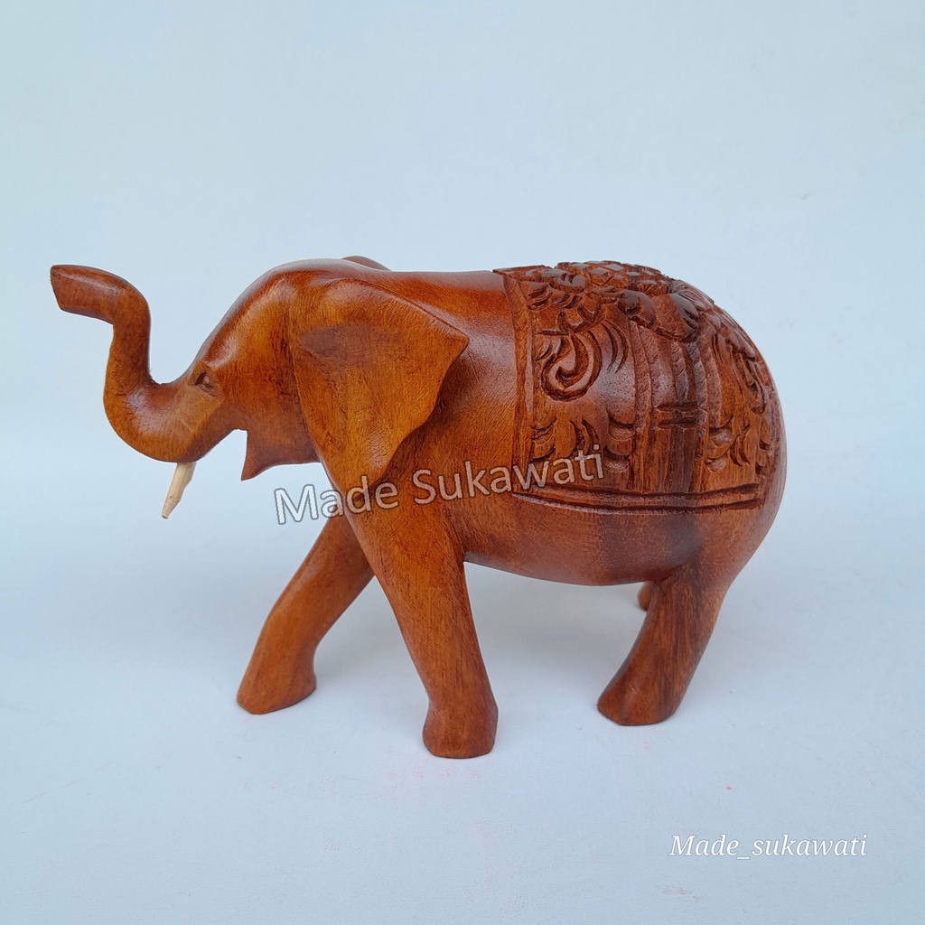 Jual Patung kayu gajah berjalan punggung ukir kerajinan handmade ukiran ...