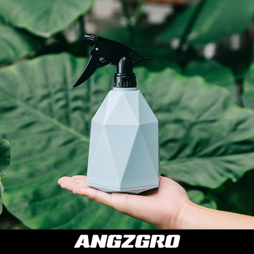 Jual Botol Spray Penyiram Tanaman 600 ml Hand Pressure Watering Can ...