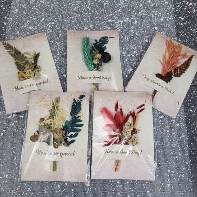 Jual Flowercard/kartu bunga kering/kartu ucapan/card/bunga kering/gift ...