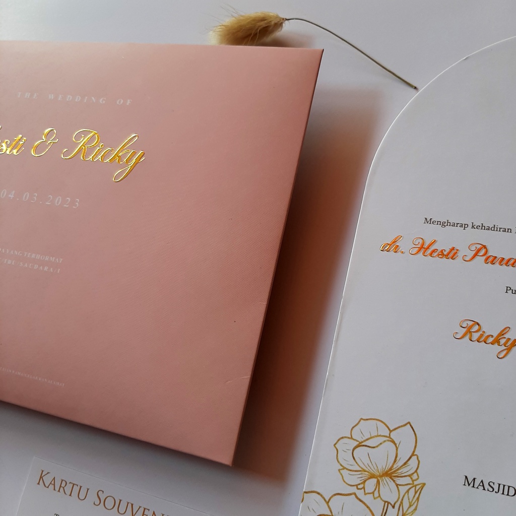 Jual undangan pernikahan hard cover RHC Doff | Shopee Indonesia