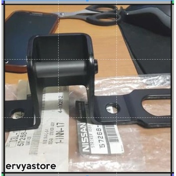Jual Tire striker Hanger Nissan Terrano 100% Original | Shopee Indonesia