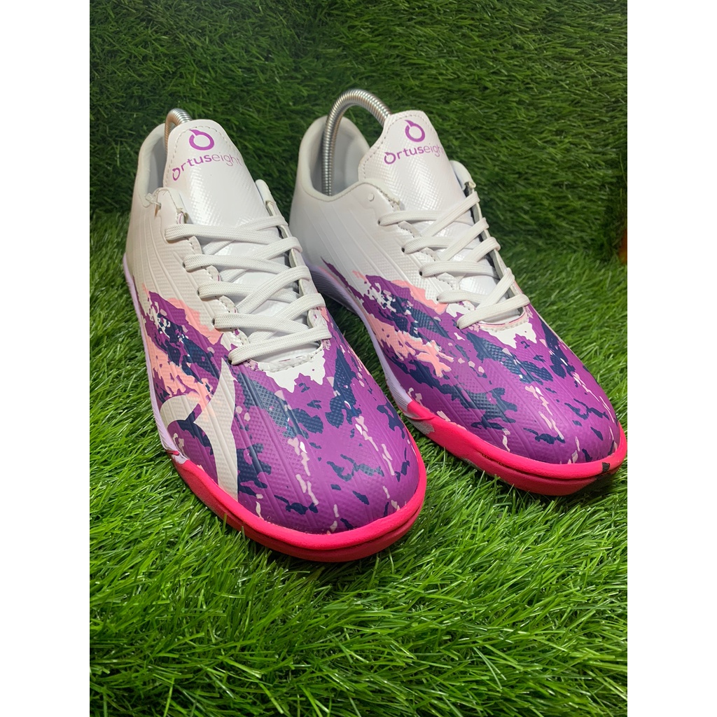 Jual Sepatu Futsal ORTUSEIGHT CATALYST CHIMERA UNGU Unisex | Shopee ...