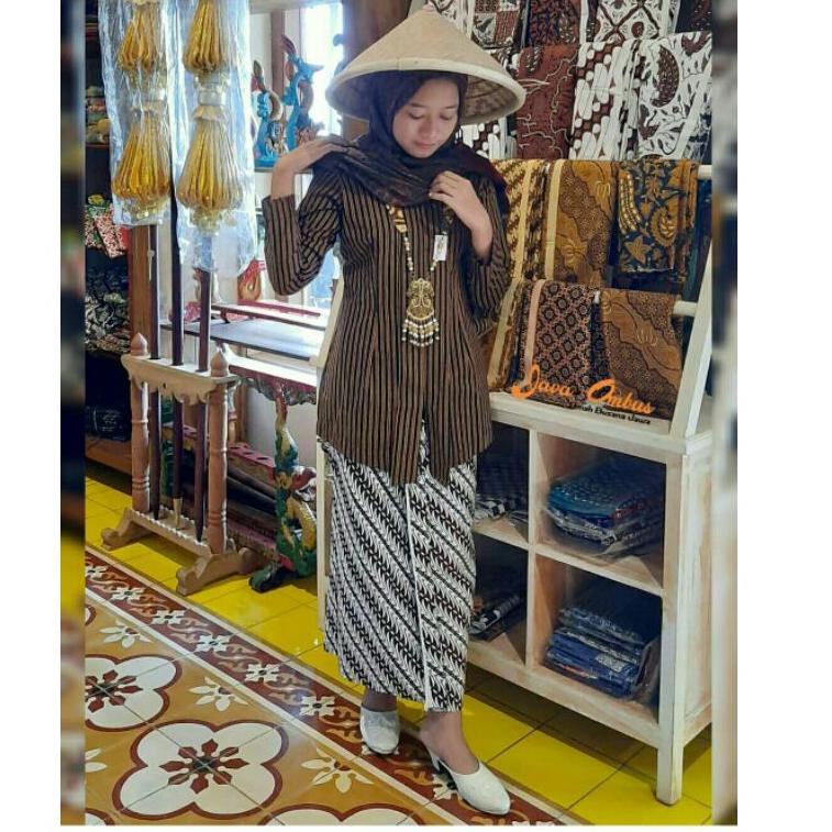 Jual VIRAL Setelan Kebaya Lurik Dewasa / Kebaya + Jarik Instan / Kebaya Lurik Kutubaru | Shopee ...
